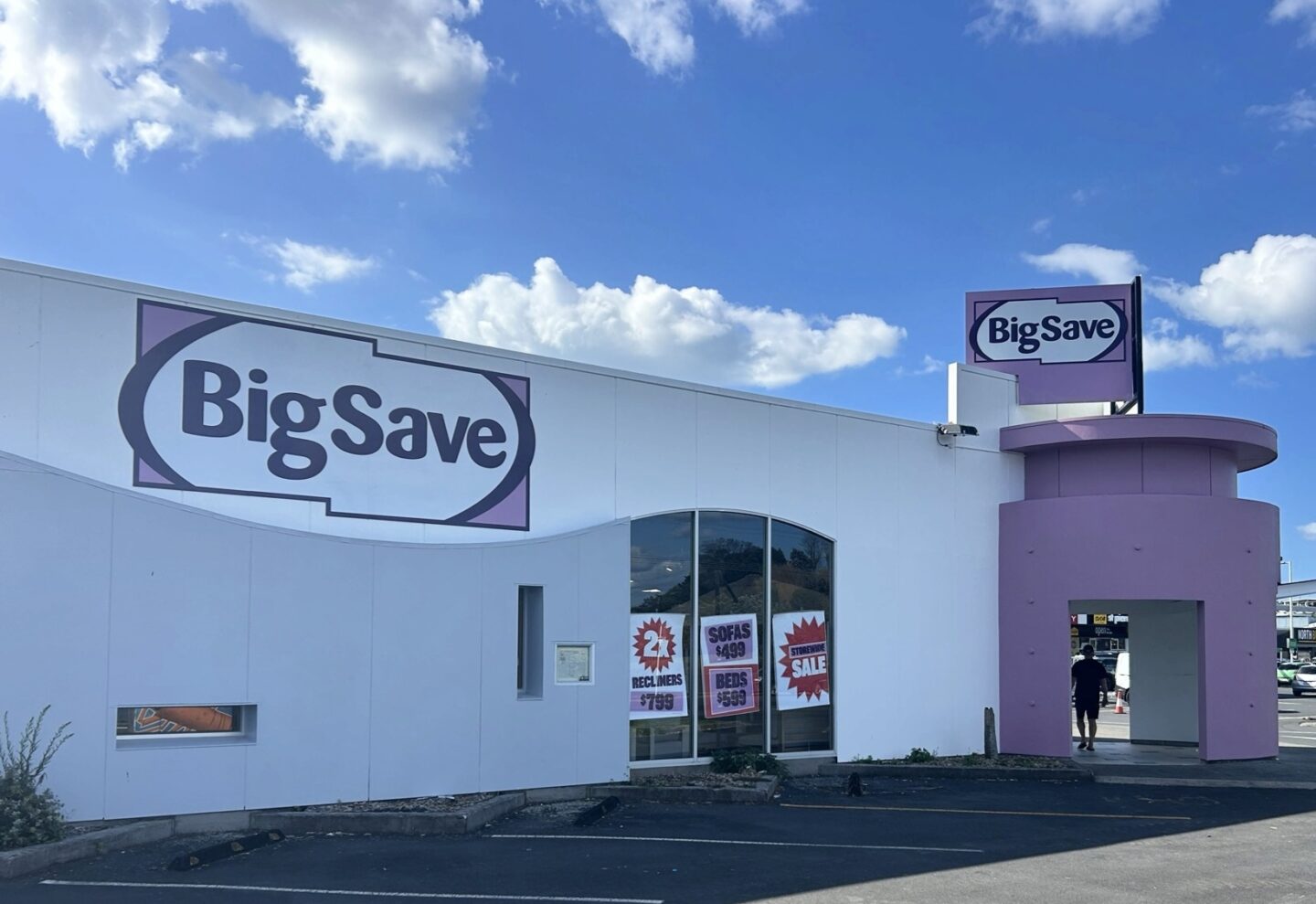 Big Save Furniture – Fraser Cove